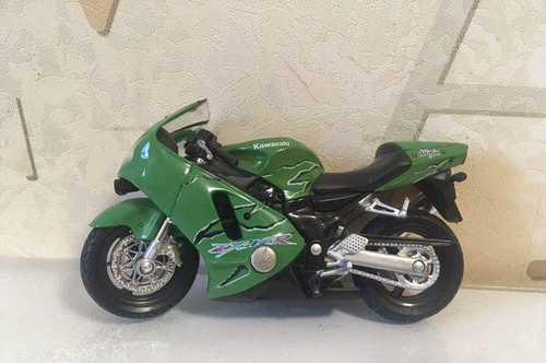Модель мотоцикла Kawasaki zx 12 r 1:18