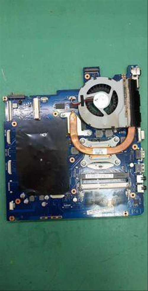 Ноутбук Samsung 300E материнская плата