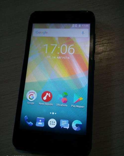 Телефон Prestigio wize G3