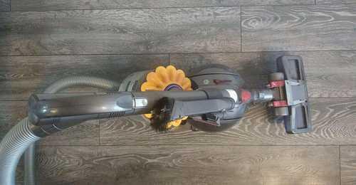 Пылесос dyson ball dc 33