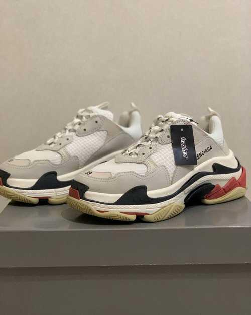 Balenciaga triple S,новые,оригинал,39 размер