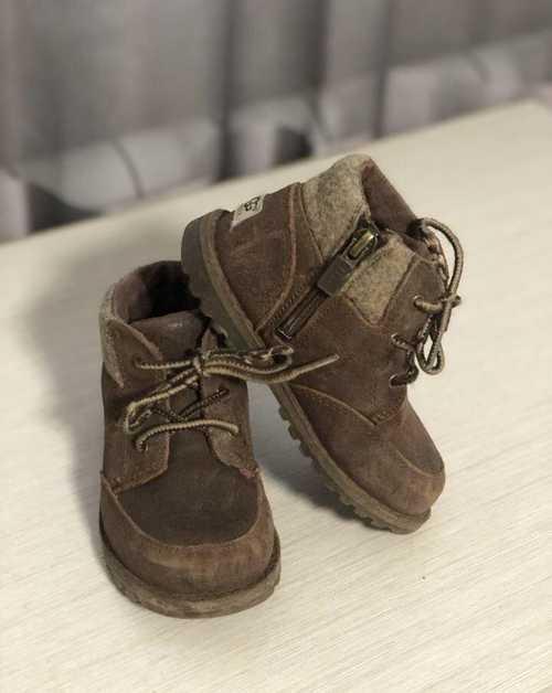 Ботинки детские UGG