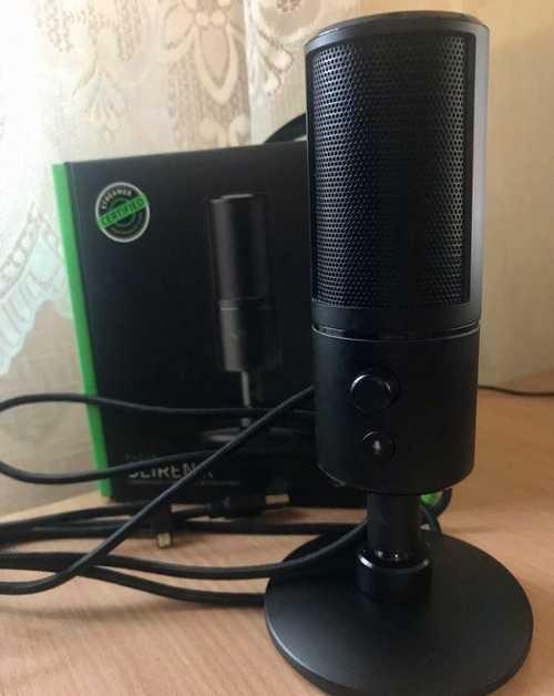 Микрофон Razer Seiren X