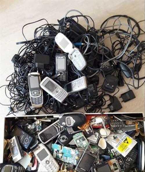 Старые мобильные телефоны и запчасти