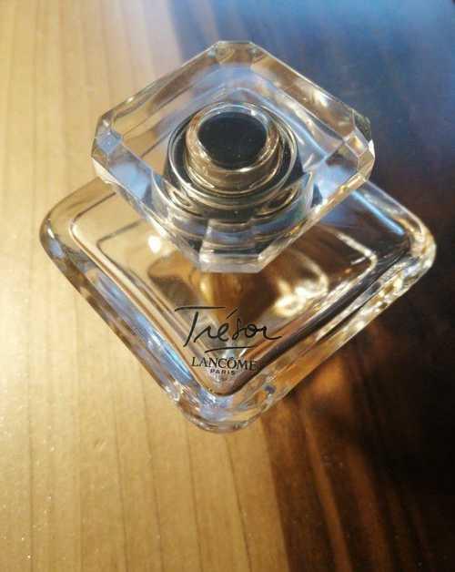 Tresor lancome Eau de Lumineuse