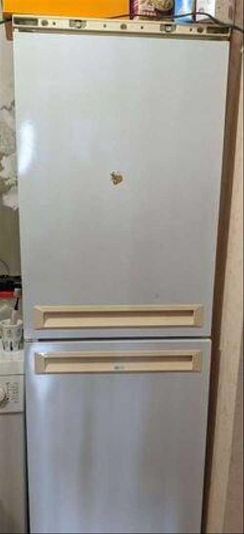 Холодильник Stinol-102