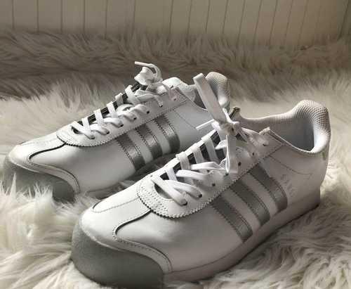 Новые кроссовки Adidas Samoa silver