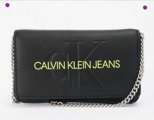 Женский клатч Calvin Klein