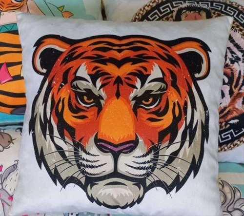 Подушки тигры