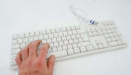 USB Клавиатура стандартная Sven белая
