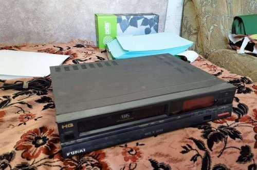 Видеомагнитофон dvd и кассетный