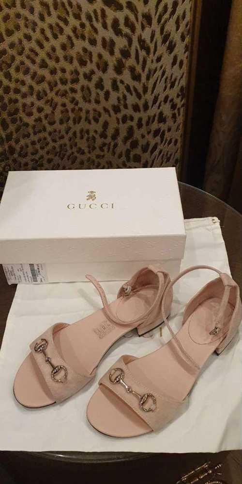 Сандалии Gucci