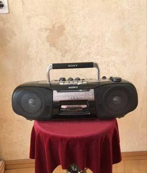 Магнитофон. sony. radio