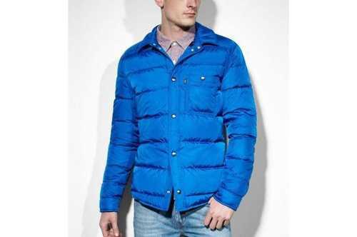 Легкий пуховик Levis