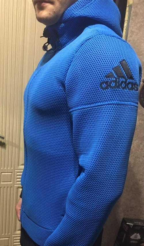 Продам толстовку Adidas