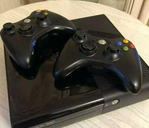Xbox 360Е 500 гб, Прошитый, с играми