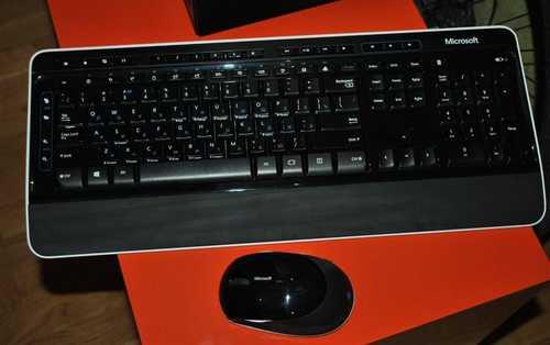 Клавиатура + мышь Microsoft Wireless Desktop 3050