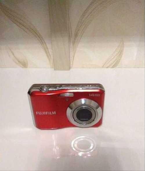 Компактный фотоаппарат fuji