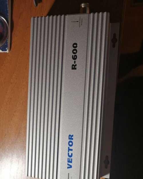 GSM ретранслятор Вектор R-600 б/у