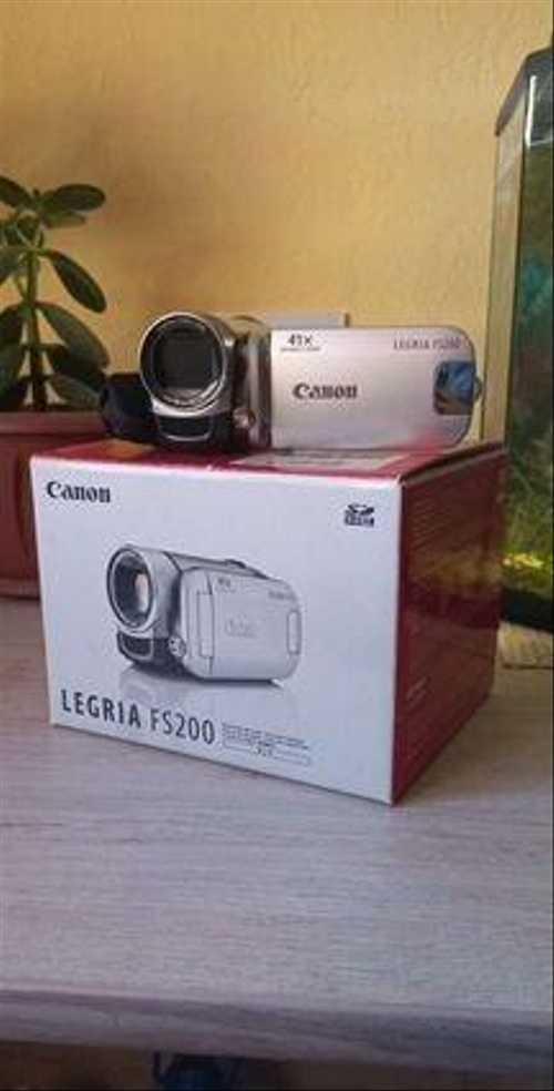 Видеокамера canon legria fs200