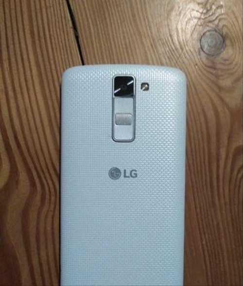Телефон LG K 8