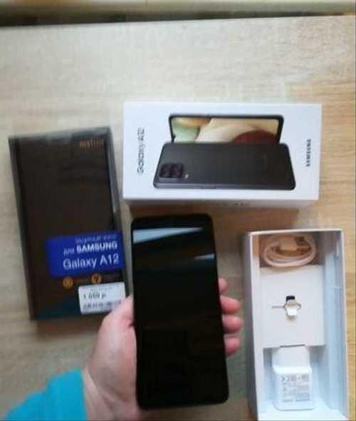 Абсолютно новый смартфон Samsung Galaxy a12 32гб в