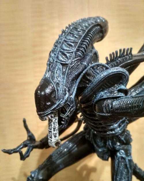 Neca Alien