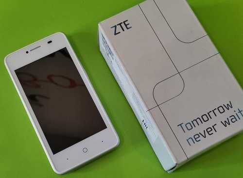 Телефон 3G ZTE