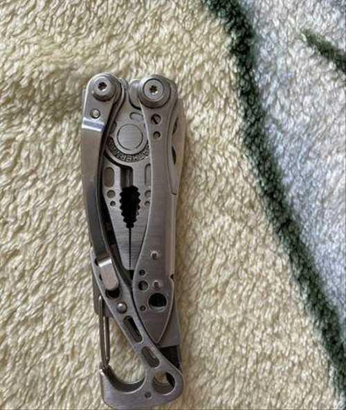 Мультитул leatherman Skeletool 830920