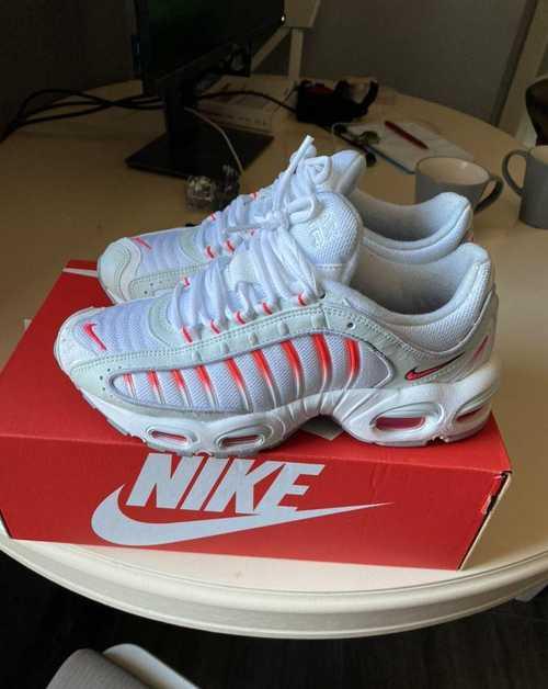 Кроссовки Nike Air Max Tailwind IV