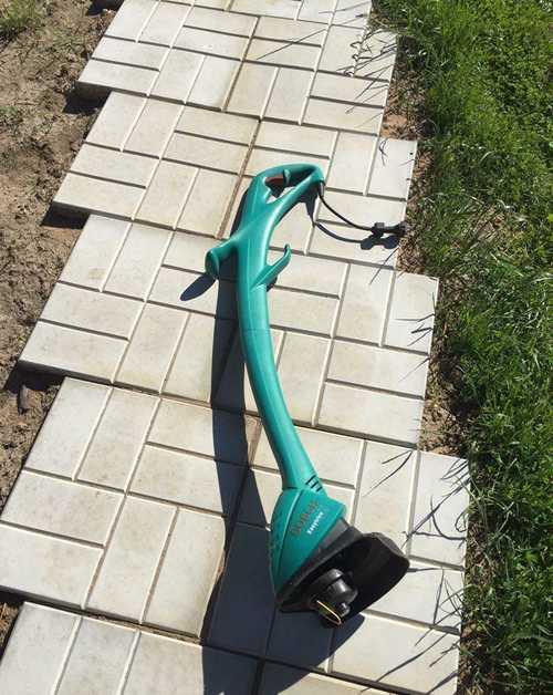 Триммер Bosh Easytrim Art 23