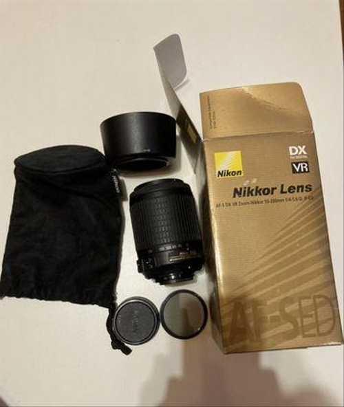 Объектив Nikkor 55-200