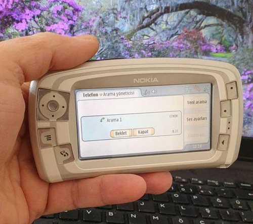 Телефон Nokia 7710 новый