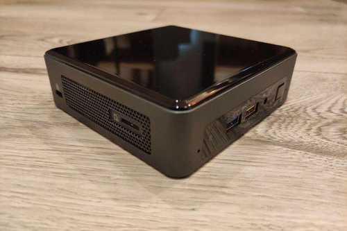 Intel nuc core i5 + мониоторы и др