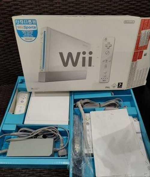 Nintendo wii приставка с джойстиком для шутеров