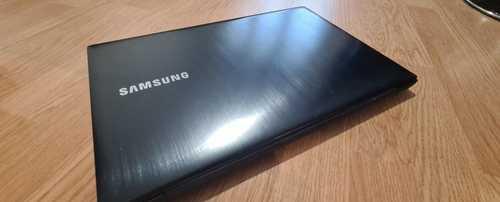 Ноутбук SAMSUNG NP870Z5E-X01, NP870Z5E-X01RU, темн