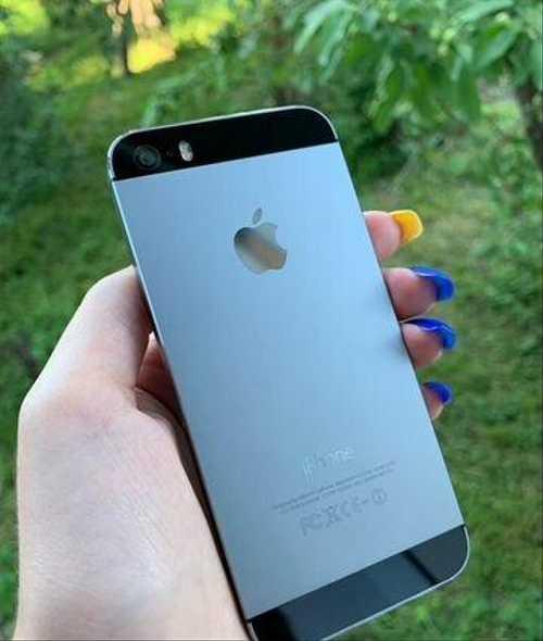iPhone 5s. Space gray. 16GB
