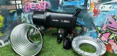 Осветитель студийный LED Godox SL100D