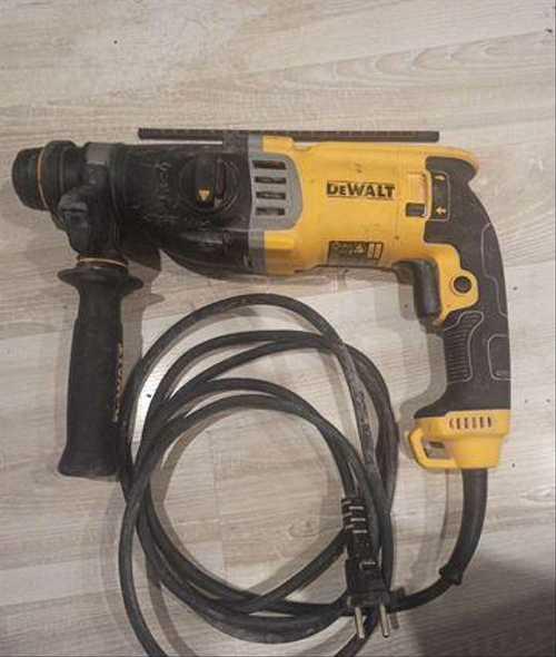 Перфоратор dewalt D 25143 K