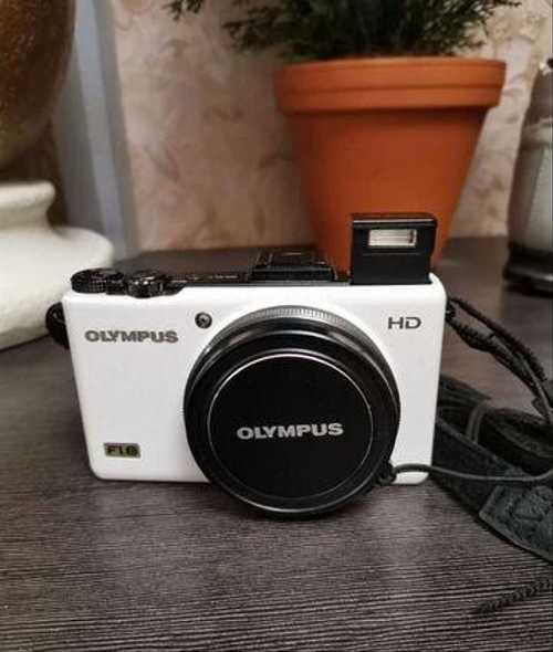 Компактный фотоаппарат Olimpus XZ-1 10 mpx