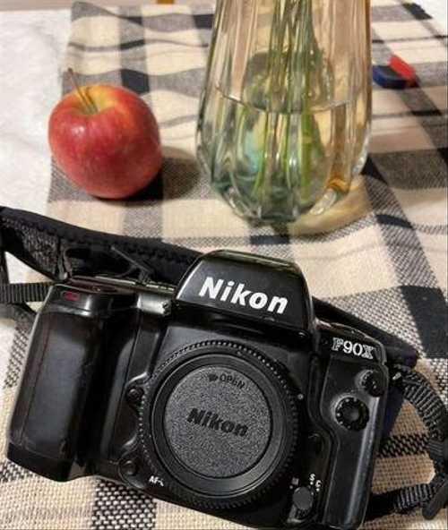 Пленочная камера Nikon F90X