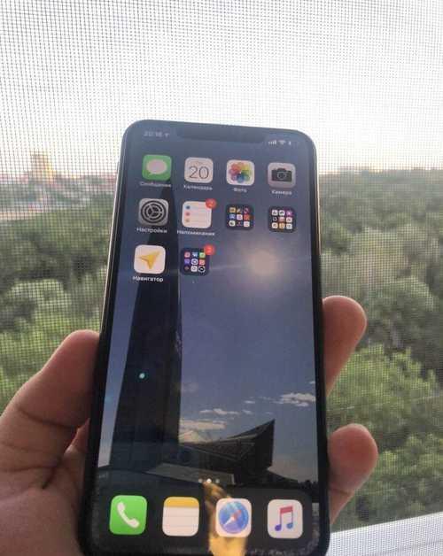 Телефон iPhone XSMax 64gb