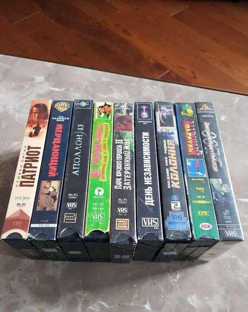 Фильмы VHS лицензия 9шт
