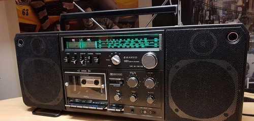 Sanyo M 9998 LU. Магнитола