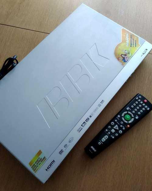 DVD плеер BBK DV727Si