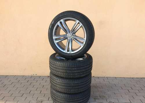 Новые Volkswagen Tiguan Sportline, 255/45 R19