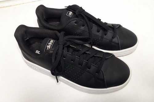 Кроссовки Adidas Advantage Base женские 36.5