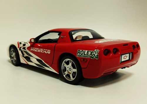 Chevrolet Corvette C5 Pace Car 99 Daytona 1:18