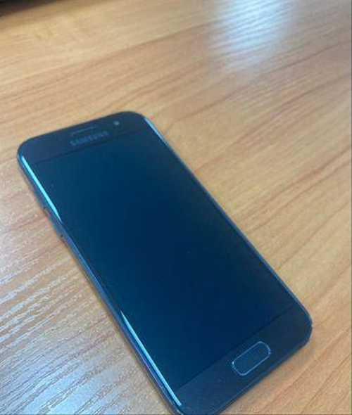 Продам телефон Samsung galaxy A3 2017
