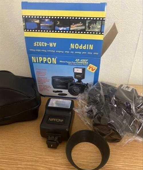 Пленочный фотоаппарат со вспышкой nippon